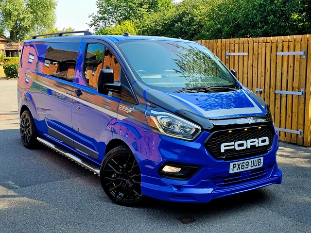 2020 FORD TRANSIT custom 7 Seat double cab sport kit LIMITED SPEC RARE ...