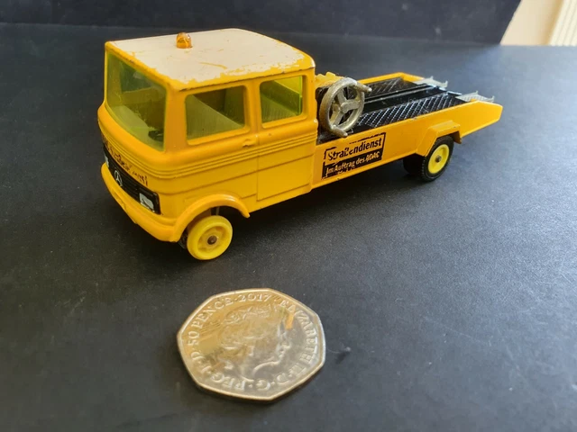 Siku V319 Mercedes Benz Adac Lp 608 Recovery Truck 19 43 Picclick Uk