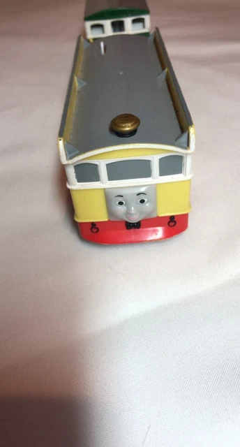 THOMAS & FRIENDS Trackmaster Train FLORA & STAGE COACH motorised Engine ...