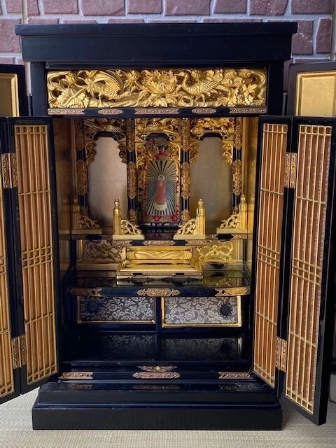 ANTIQUE JAPANESE JODO Shinshu Butsudan Buddhist Home Altar Kinbutsudan ...