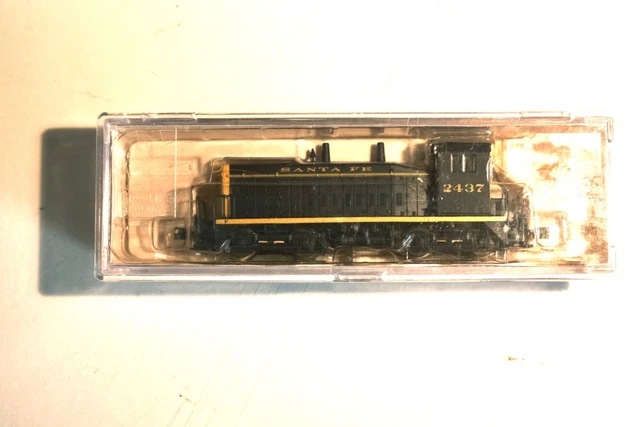LIFE-LIKE 7500 SANTA Fe AT&SF Class SW9 / 1200 N Scale Diesel ...