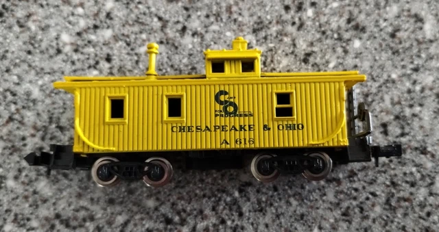 ATLAS-ROCO N SCALE Chesapeake & Ohio A 616 Model Train Caboose $15.00 ...