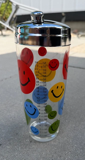 RARE VINTAGE 1960S-70S Hazel Atlas Smiley Face Cocktail Shaker With Lid ...