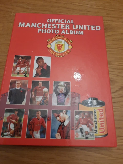 MANCHESTER UNITED OFFICIAL Collectors Photo Album Over 75 Different ... MANCHESTER UNITED OFFICIAL Collectors Photo Album Over 75 Different ...