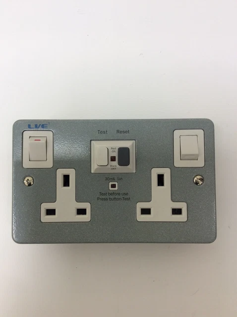 13AMP RCD PROTECTED Socket Metal Clad Twin Switched 30Ma Rsms213A/030 £ ...