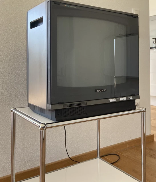 SONY TRINITRON COLOR TV KV-1882EC, 80er Design-Ikone, Guter Zustand. BJ 1985 EUR 250,00 ...