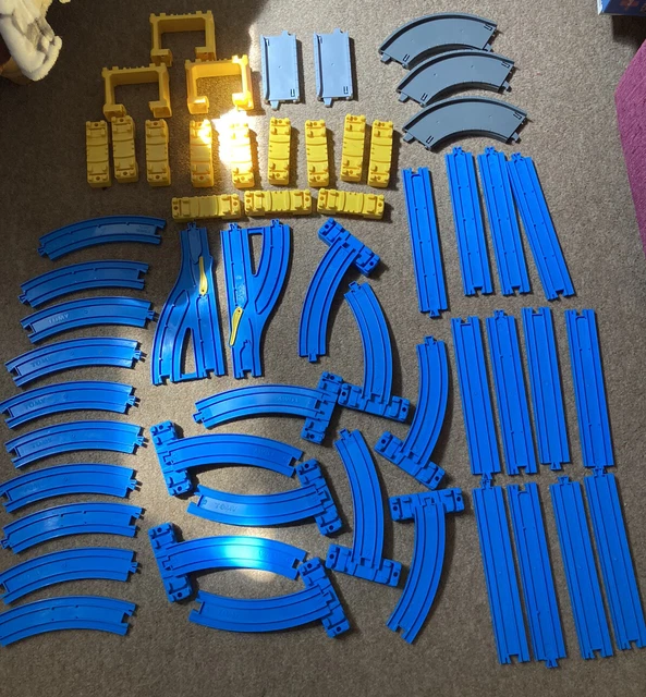 THOMAS THE TANK Engine Trackmaster Track Expansion Pack Over 50 Pieces ...
