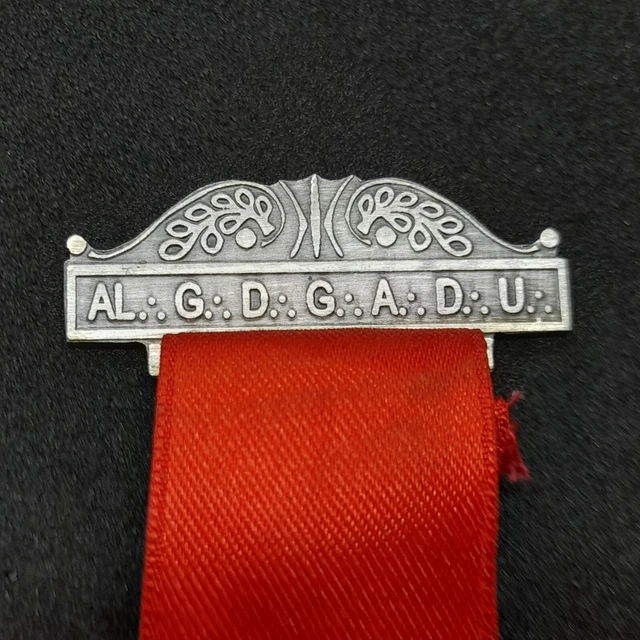 RARE VINTAGE 1940’S Masonic ‘Lodge Union and Friendship’Medal w/Ribbon ...