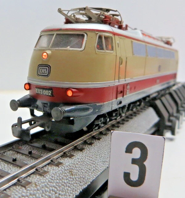 MÄRKLIN H0 3053 Tea- Locomotive Br 103 002-2 DB With Maschinenraumbeleuchtung £98.00 - PicClick UK
