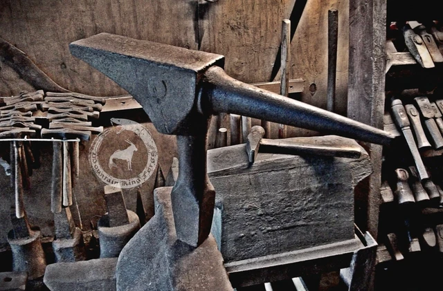 A RARE AND unusual English stake anvil blacksmith forge use, great ...