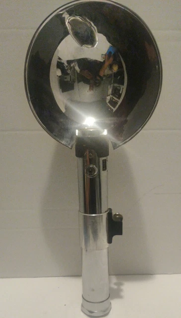 FLASH GUN WITH Bulb and Reflector LightSaber Vintage Photo Accessory ...