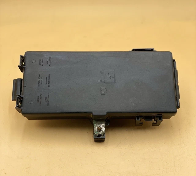 DODGE RAM 1500 Truck Fuse Box Tipm Integrated Power Module 06-07 Oem £ ...