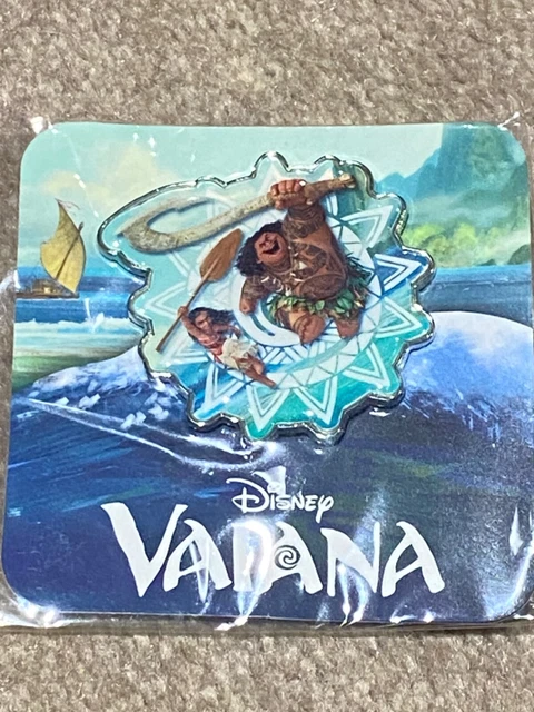 DISNEY CINEMA THEATRES Vaiana Moana Maui and Moana Pin Badge EUR 11,74 ...