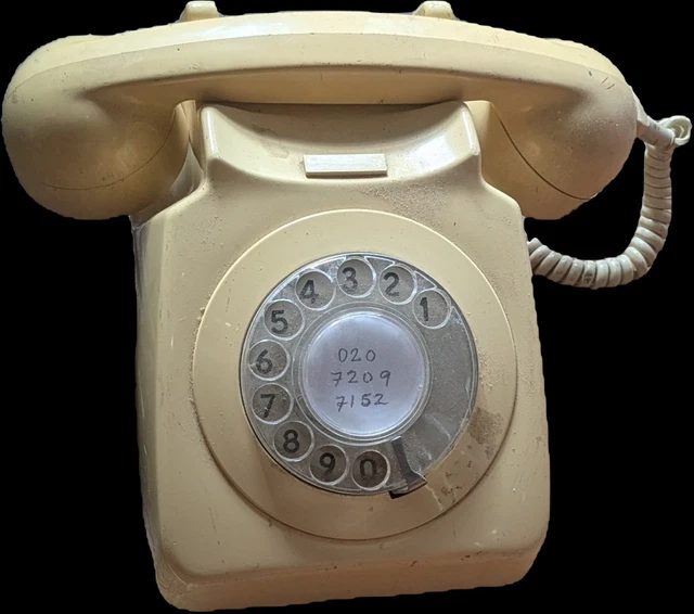 TWO VINTAGE, RETRO BT 746F (Ivory) Rotary Dial Tele Telephones (×2) £26 ...