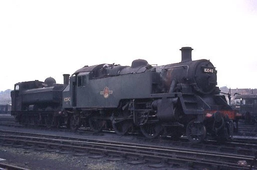 ORIGINAL COLOUR SLIDE of 82040 BR Standard steam loco £4.99 - PicClick UK