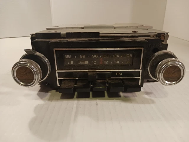 AC DELCO VINTAGE Car Radio 1970s. Wood Grain Knobs No Harness Working ...