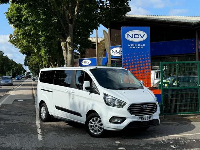 2018 FORD TOURNEO Custom 320 ZETEC 9 SEATER MINIBUS L2 LWB Minibus ...