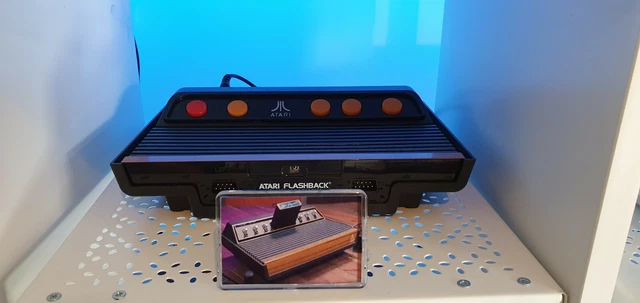 ATARI CONSOLE ART Display Logo With Support Stand Atari Fridge Magnet £ ...
