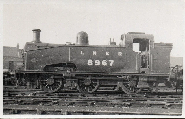 LNER CLASS J50 0-6-0T No 8967 at UNKNOWN MPD R/PHOTO £1.99 - PicClick UK