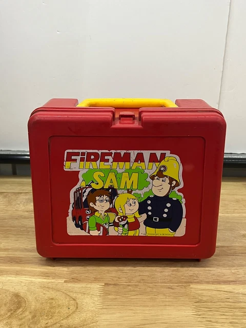 VINTAGE FIREMAN SAM Lunchbox Cult Cartoon Bluebird Toys 1981 RARE £31. ...