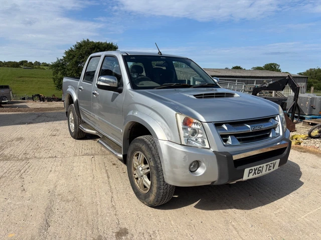 ISUZU DMAX RODEO 3.0 LITRE DOUBLE CAB PICKUP 2011 61 REG 105K MILES 4 ...