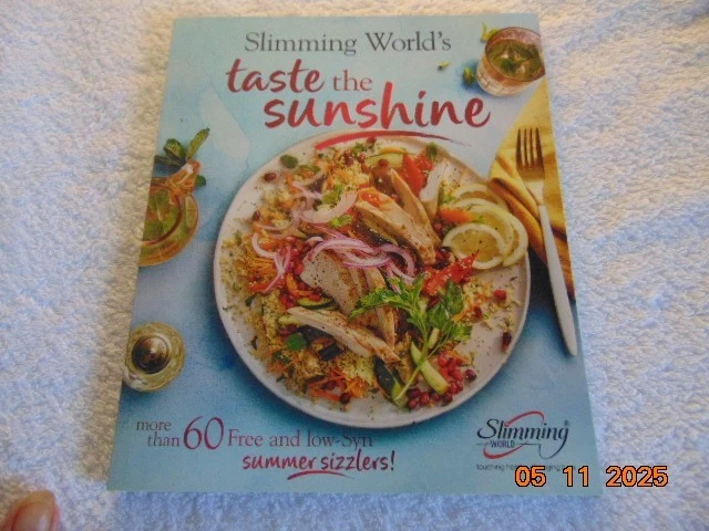 SLIMMING WORLD RECIPE Books. TASTE THE SUNSHINE £5.45 - PicClick UK