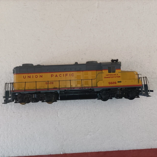 TYCO(MANTUA) HO T228 LOCOMOTIVE DIESEL GP20 n°5628"UNION PACIFIC" EUR ...