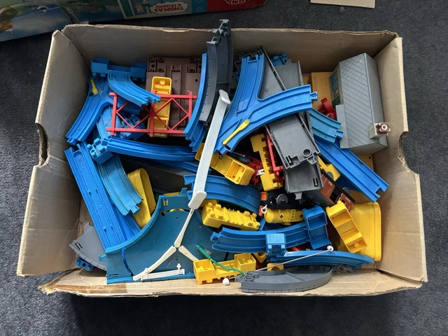 VINTAGE TOMICA WORLD Thomas Adventure Set 7408 *Tomy 1998* Major Box ...