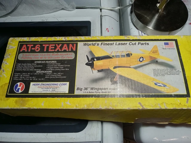 HERR ENG AT-6 Texan Balsa Model Airplane Kit 36” Wingspan EUR 55,10 ...