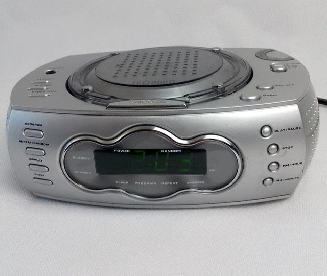 TECHNIKA ALARM CLOCK Radio CD Player - CDCR-108. Green LED Display. AM ...