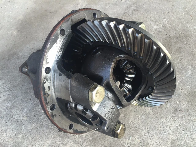 RANGE ROVER P38 Differential Transmission Front or Rear Different 2 PIN ...