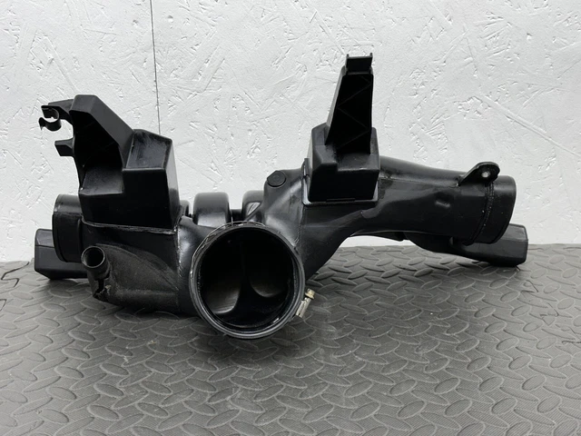 RANGE ROVER SPORT L494 Air Intake Resonator Duct Pipe Hose £89.00 ...