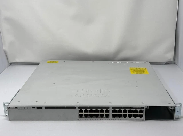 C9300-24P-A CISCO CATALYST 9300 Network Advantage 24 port PoE Switch ...