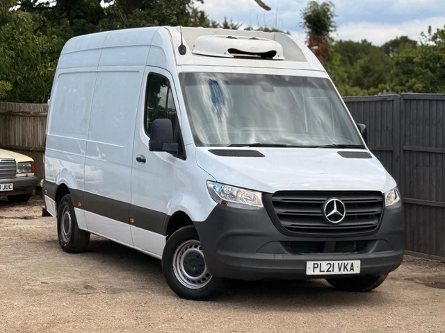 2021 MERCEDES-BENZ SPRINTER 3.5t H2 Progressive Van FRIDGE VAN + HPI ...
