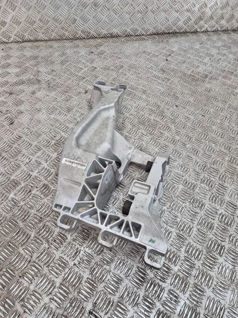 JAGUAR F-PACE 2023 Gearbox mounting bracket HX735060DE ESP47714 £67.19 ...