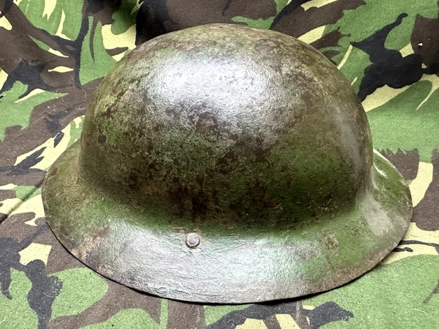 ORIGINAL WW2 AUSTRALIAN Army Mk3 Combat Helmet - Lots of Original Paint ...