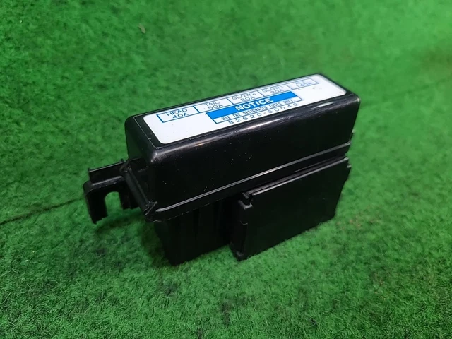 TOYOTA LANDCRUISER FUSE Box 76/78/79 Series, Engine Bay, Lh Side, Fuse ...
