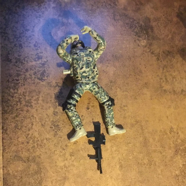 HM ARMED FORCES Crawling Infantryman Soldier Figure With Accessory HMAF ...