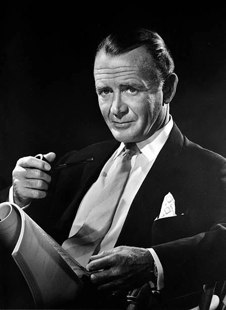 BRITISH ACTOR JOHN Mills 1950 Historic Old Photo $9.00 - PicClick AU