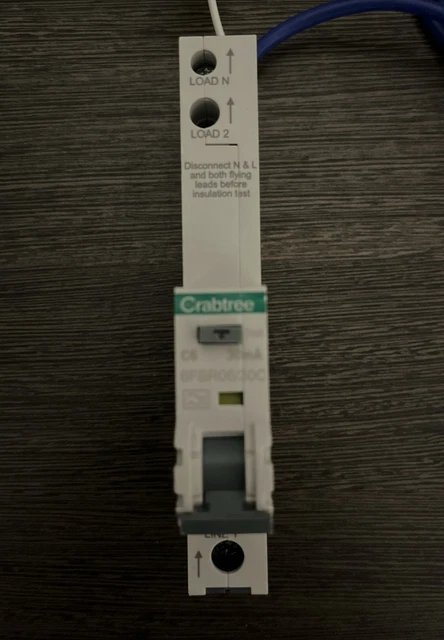 CRABTREE STARBREAKER RCBO 6A C6 30 mA TIPO C Nuovo EUR 17,72 - PicClick IT