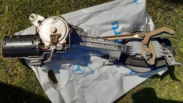MERCEDES 190E W201 Windscreen Wiper Motor And Wiper Arm £75.00 ...