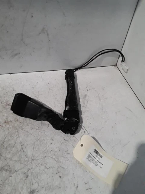 ATTACHE CEINTURE AVANT gauche BMW SERIE 3 F30/F80 72117259387 EUR 100 ...
