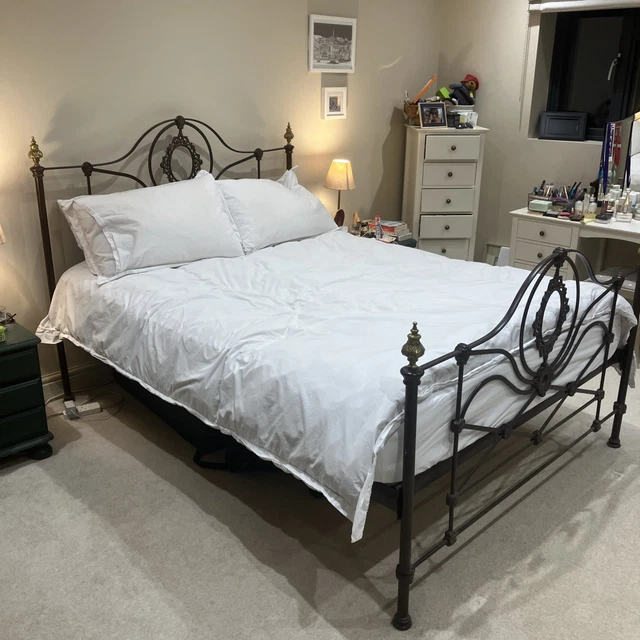 FEATHER AND BLACK King Sized Metal Bed Frame £20.34 - PicClick UK