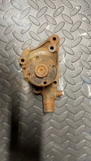 CLASSIC MINI MK1 Cast Iron Water Pump 1959-1968 for refurbishment Bmc ...