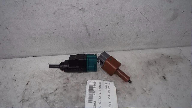CONTACTEUR FEU STOP RENAULT CLIO 5 PHASE 1 253203383R EUR 25,50 ...