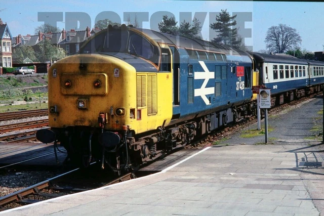 35MM SLIDE BR British Rail Diesel Loco Class 37 37426 Hereford 1989 ...
