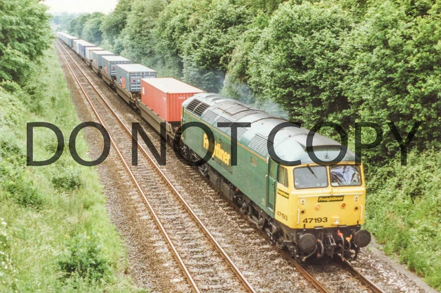 UK DIESEL TRAIN Railway Photograph Of Class 47 Loco 47193. Rm47-314 £1. ...