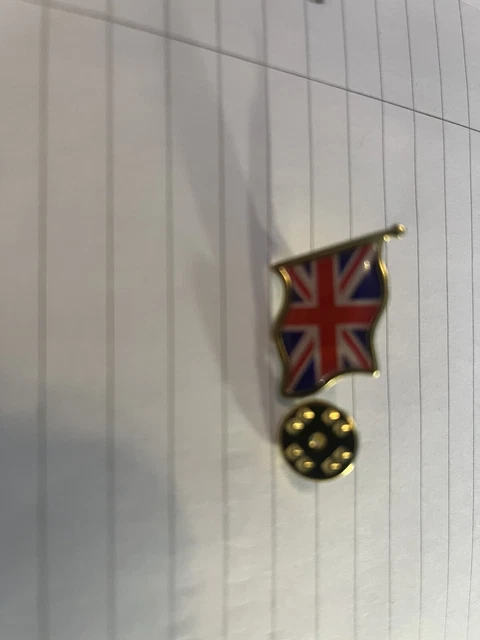 UNION JACK UK Flag Pin Britain British Metal Lapel Badge Enamel Pin £2. ...
