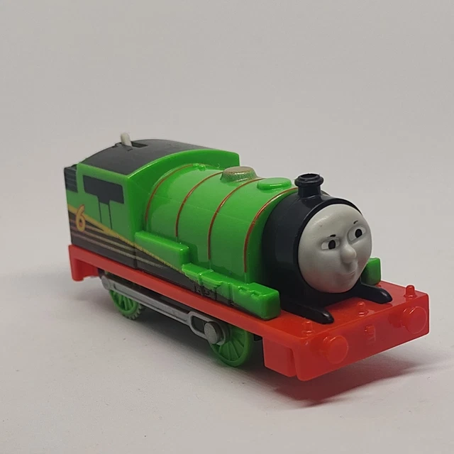 TRACKMASTER - RACING Percy - Thomas & Friends Motorised Battery Train ...