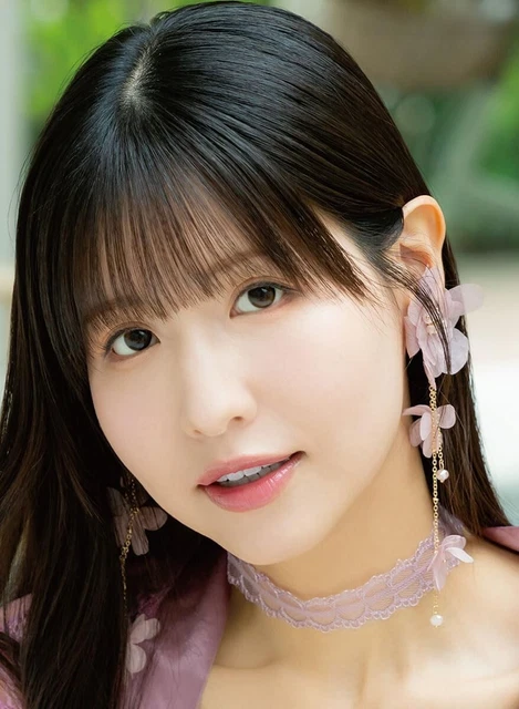 2025 WALL CALENDAR Momo Sakura 515x728mm 8pages Japanese Idol CL-1703 ...